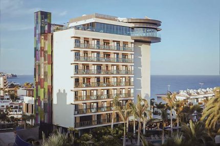 Top 8 Recommended Trans-Friendly Hotels to Stay At